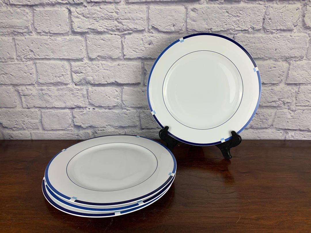 Mikasa Jet Set Blue Dinner Plates Round White Plates With Blue Border ...