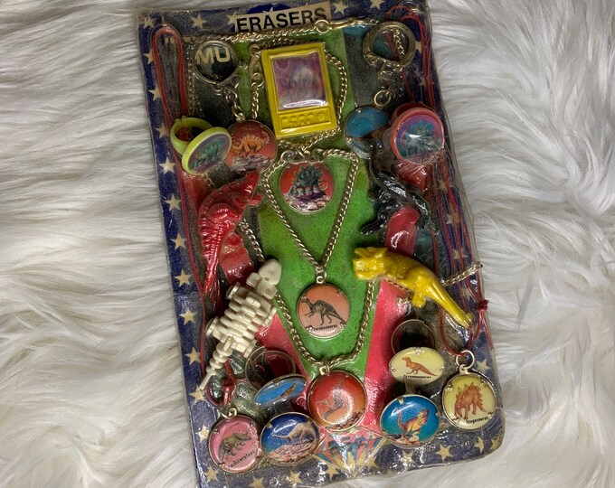 Vintage Vending Machine Display Card With Dinosaur Themed Gumball ...