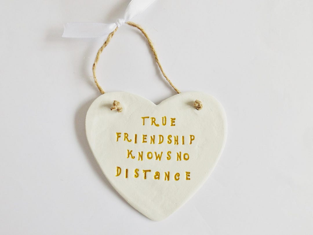 Friendship Quote Heart Plaque Meaningful Absent Friend Phrase Sign ...