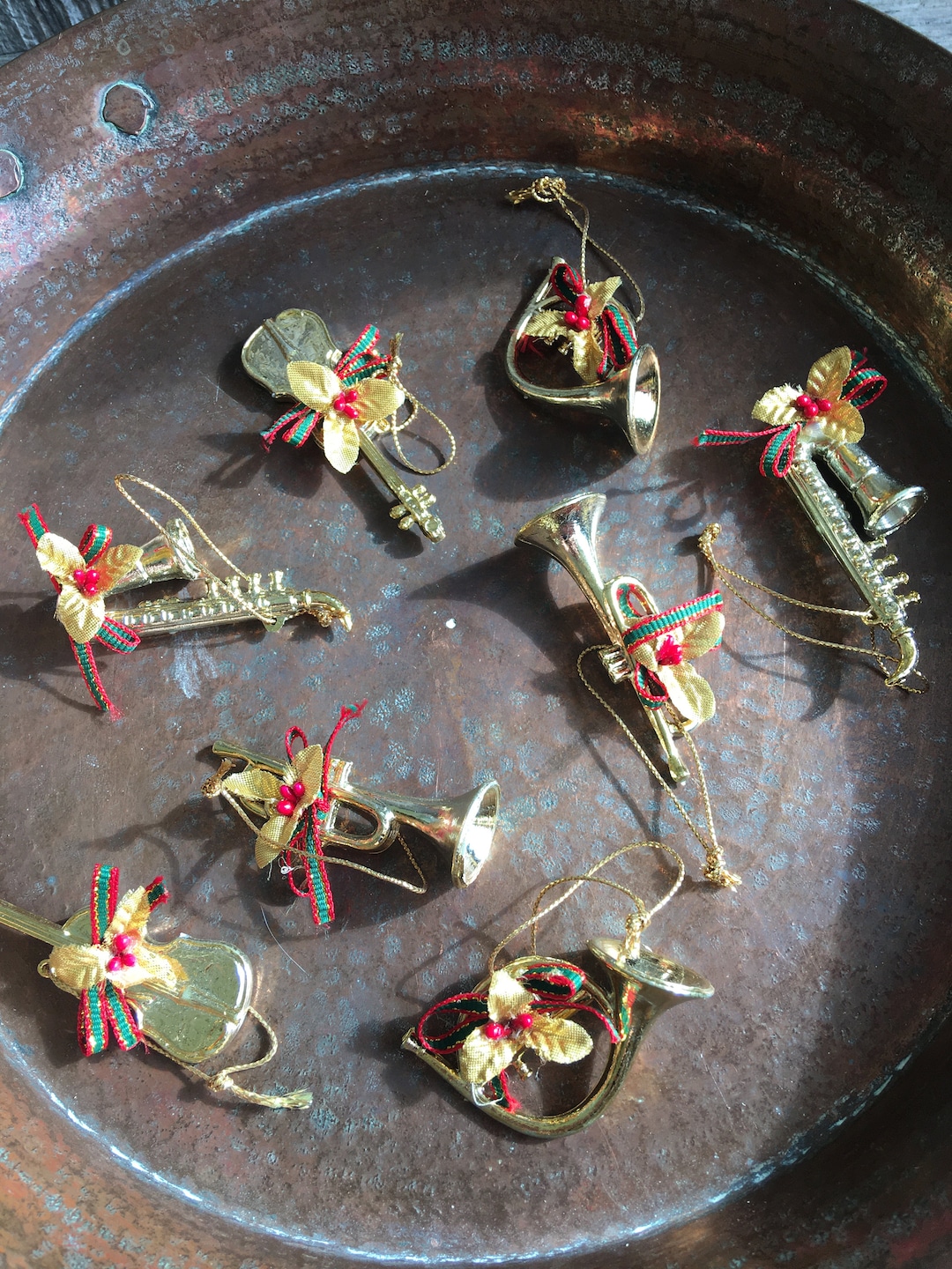 Set of 8 Plastic Musical Instruments, Christmas Ornaments With Bows ...