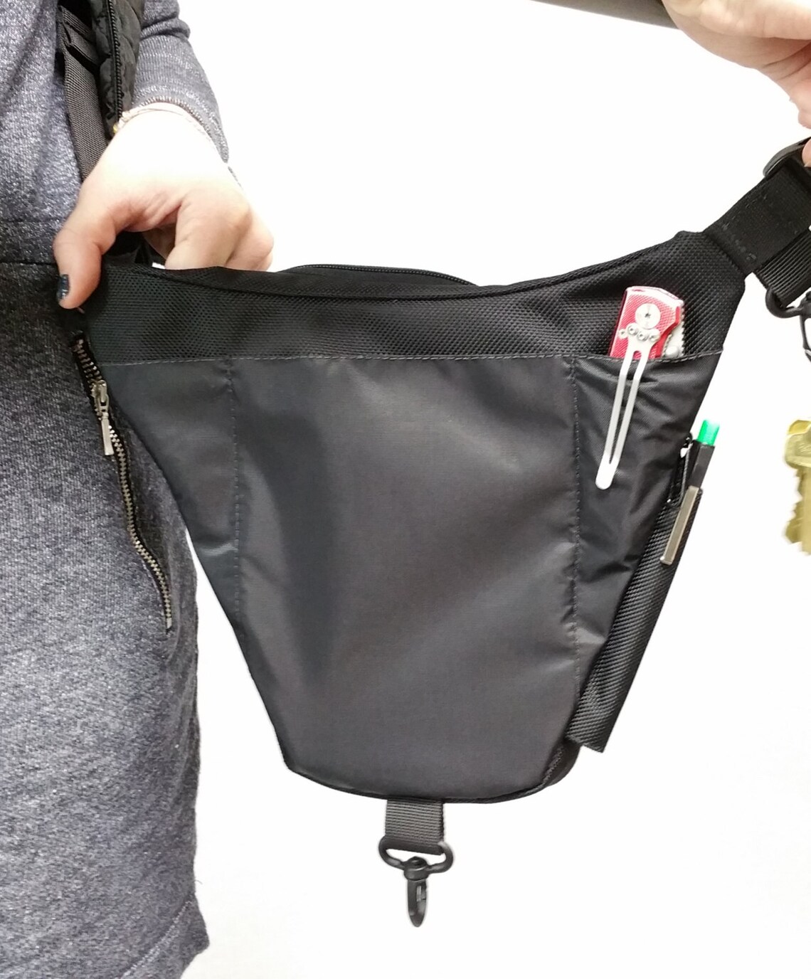 The Venture - Tablet Waist and Shoulder Pack - Etsy