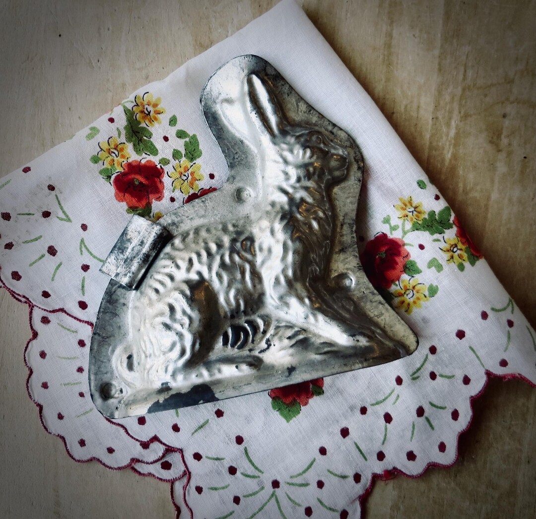 Vintage Bunny Chocolate Mold Rabbit Mould Easter Rustic Cottagecore ...