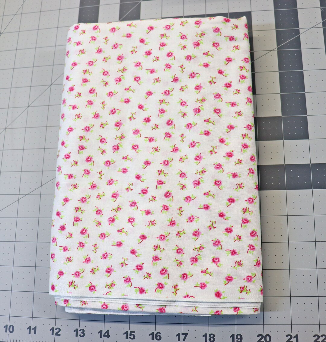 2 5/6 Yd. Tea Cakes Roses Fabric by Westminster Fabrics. Fabric Destash ...