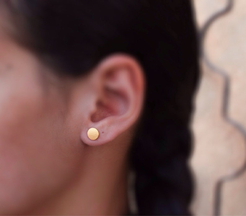 Gold Studs Earrings Gold Filled Round Studs Minimal - Etsy