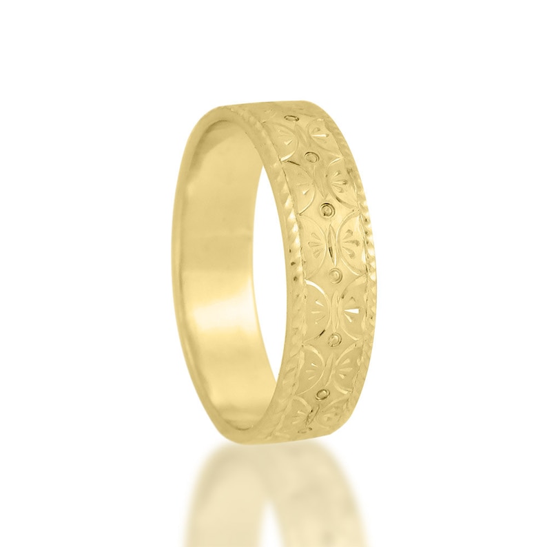 18K Gold Ring Women's Wedding Ring Hand Engraved - Etsy
