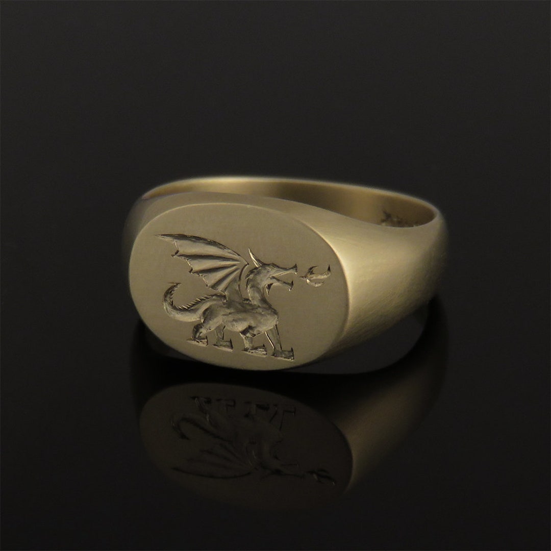 Gold Signet Ring, Signet Ring, Custom Signet Ring, Signet Ring Women ...