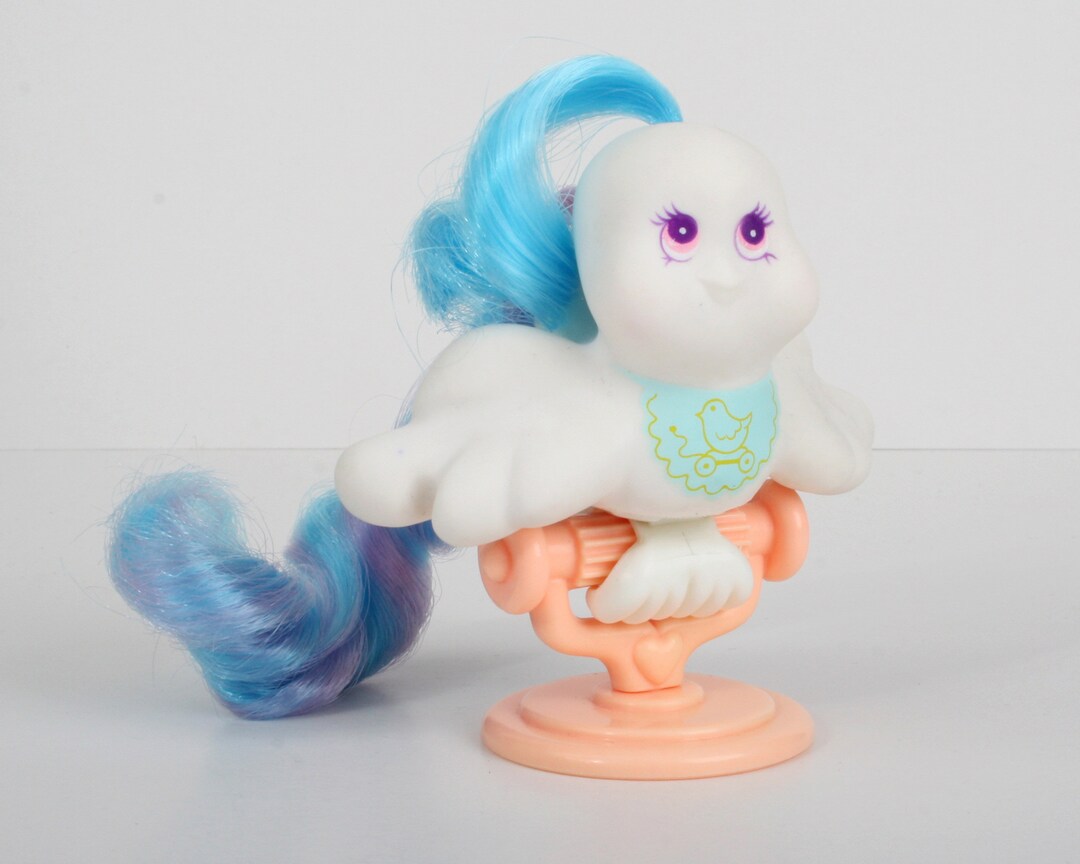 Fairy Tails Bird, Baby Flyers White Tubby Tails Perch, Fairytails ...