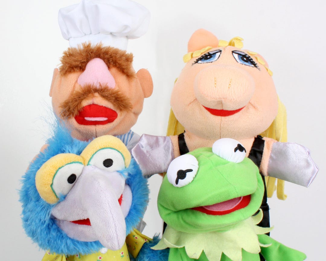 The Muppets Set of 4 Hand Puppets, Disney Puppet Show Dolls, 2012 Dutch Collection, Gonzo ...