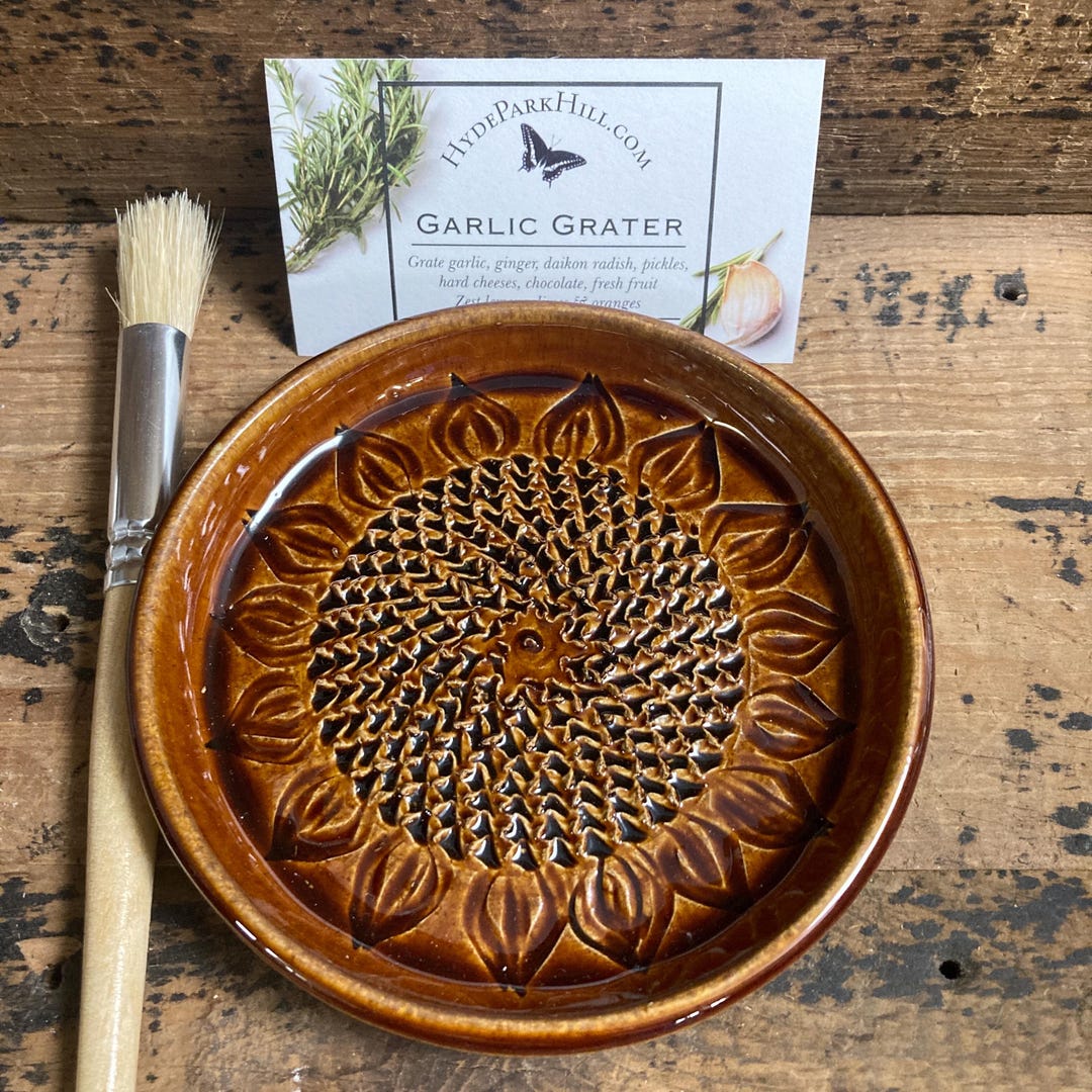 Root Beer Glaze Carved Sunflower Garlic Grater, Handmade Hand Garlic ...