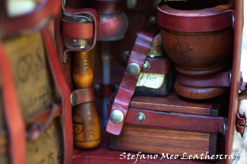 LARP Alchemist kit Handmade Portable Leather Alchemic lab | Etsy