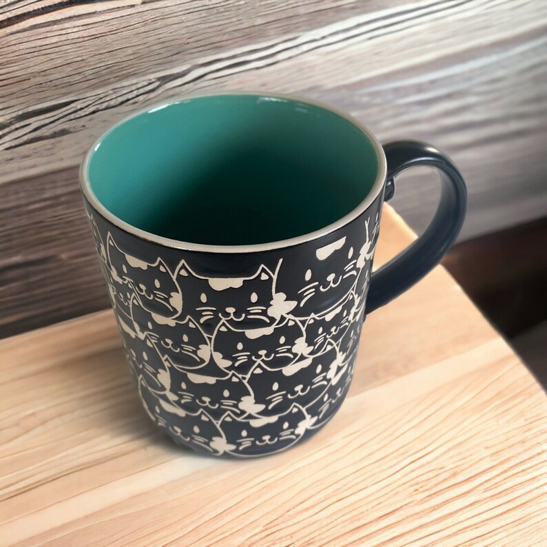 New Cute Clowder of Black and White Cats 21oz Turquoise Coffee Tea Cat ...