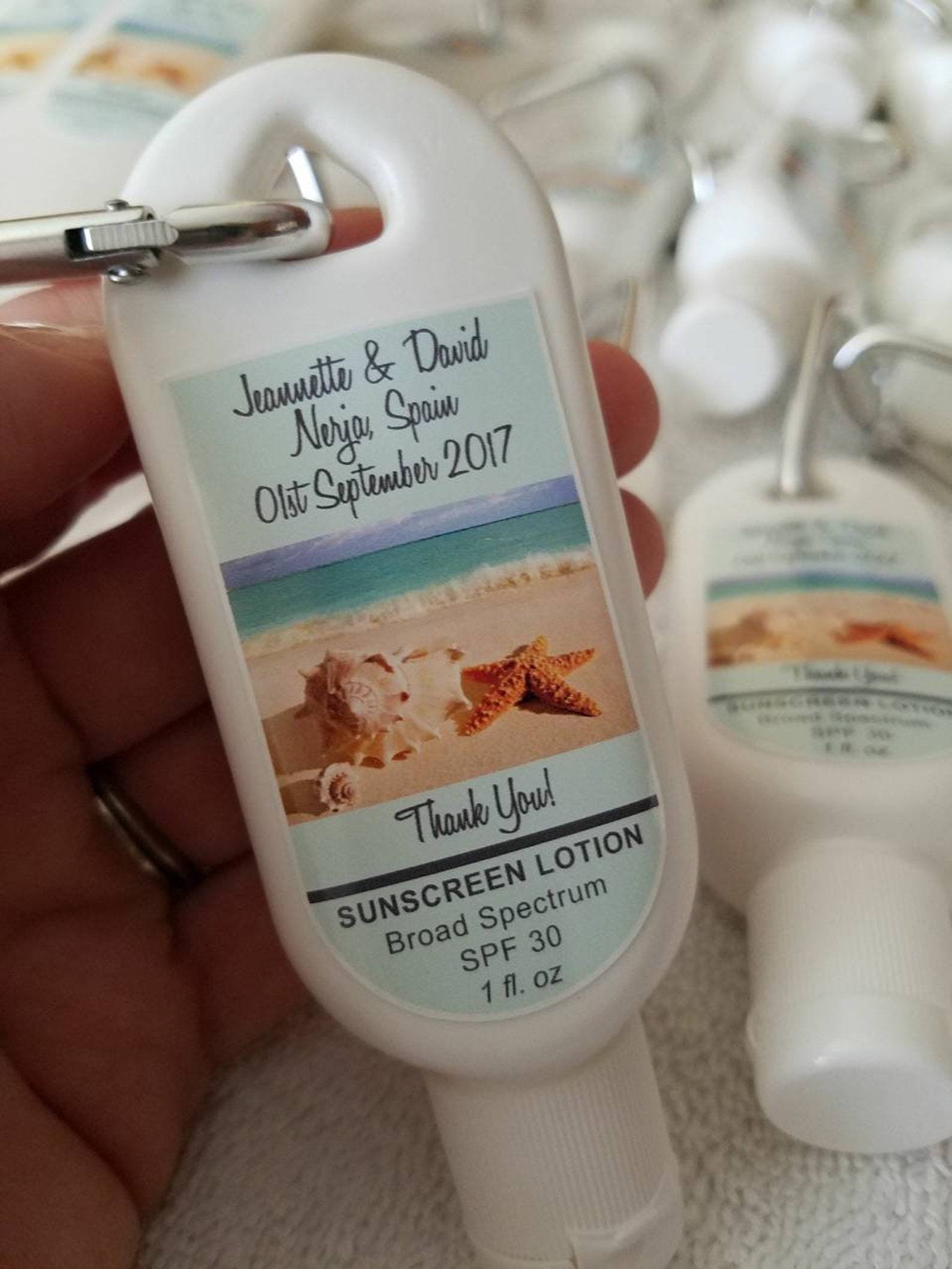 Personalized Wedding Sunscreen SPF30 1oz 2oz Clip Seashell - Etsy