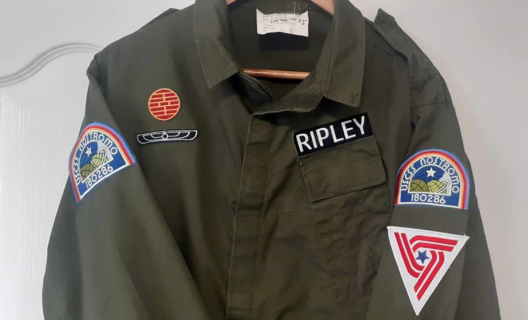 Alien Ripley Costume, Genuine UK Military Jumpsuit 6 Patch Set USCSS ...