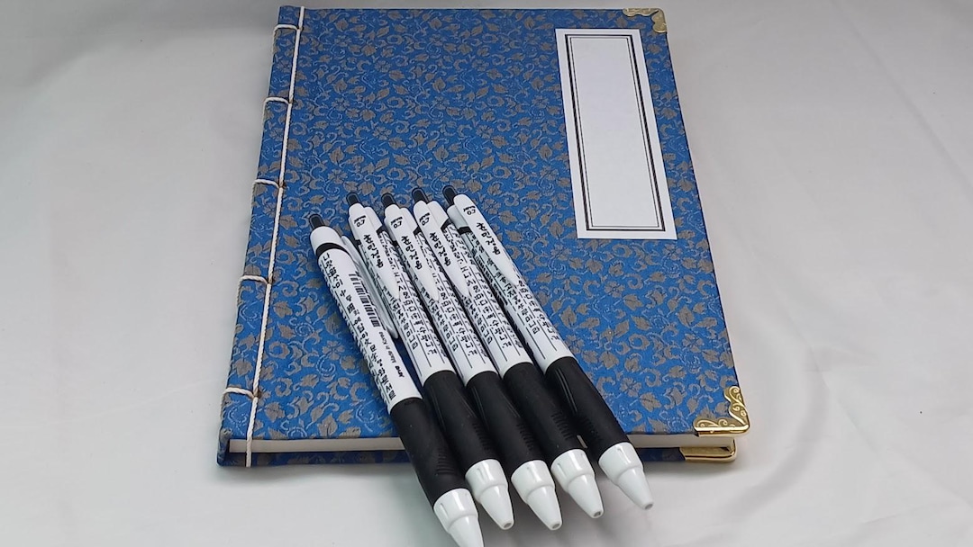 Traditional Korean Notebook and Korean Language Design Pens - Etsy