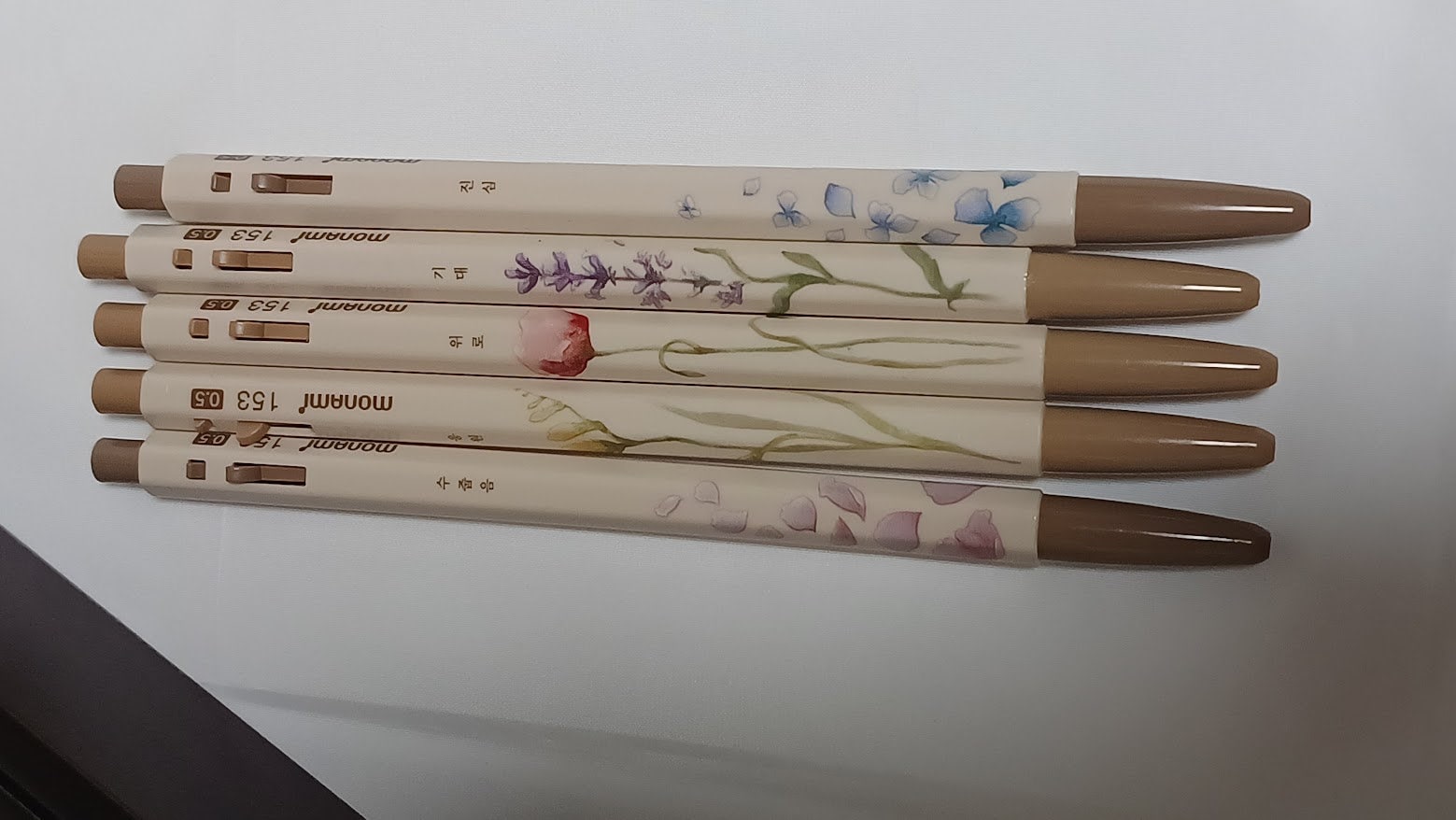 Monami Ballpoint Pens and Traditional Korean Mother-of-pearl Pencil ...