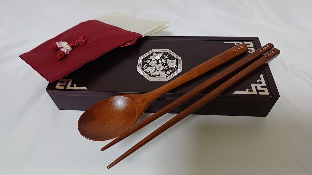 Korean Traditional Lacquer Mother-of-pearl Spoon,chopsticks Case With ...