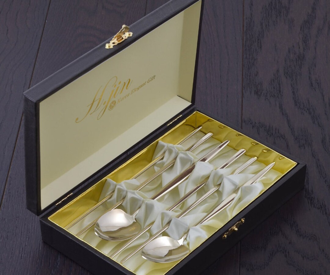Classic Diamond Design, 2 Sets of Spoons and Chopsticks Made of Korean ...