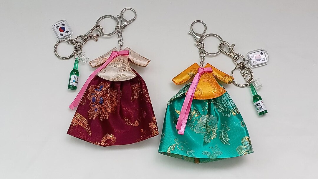 Traditional Korean Hanbok Keyrings Set of 2 - Etsy