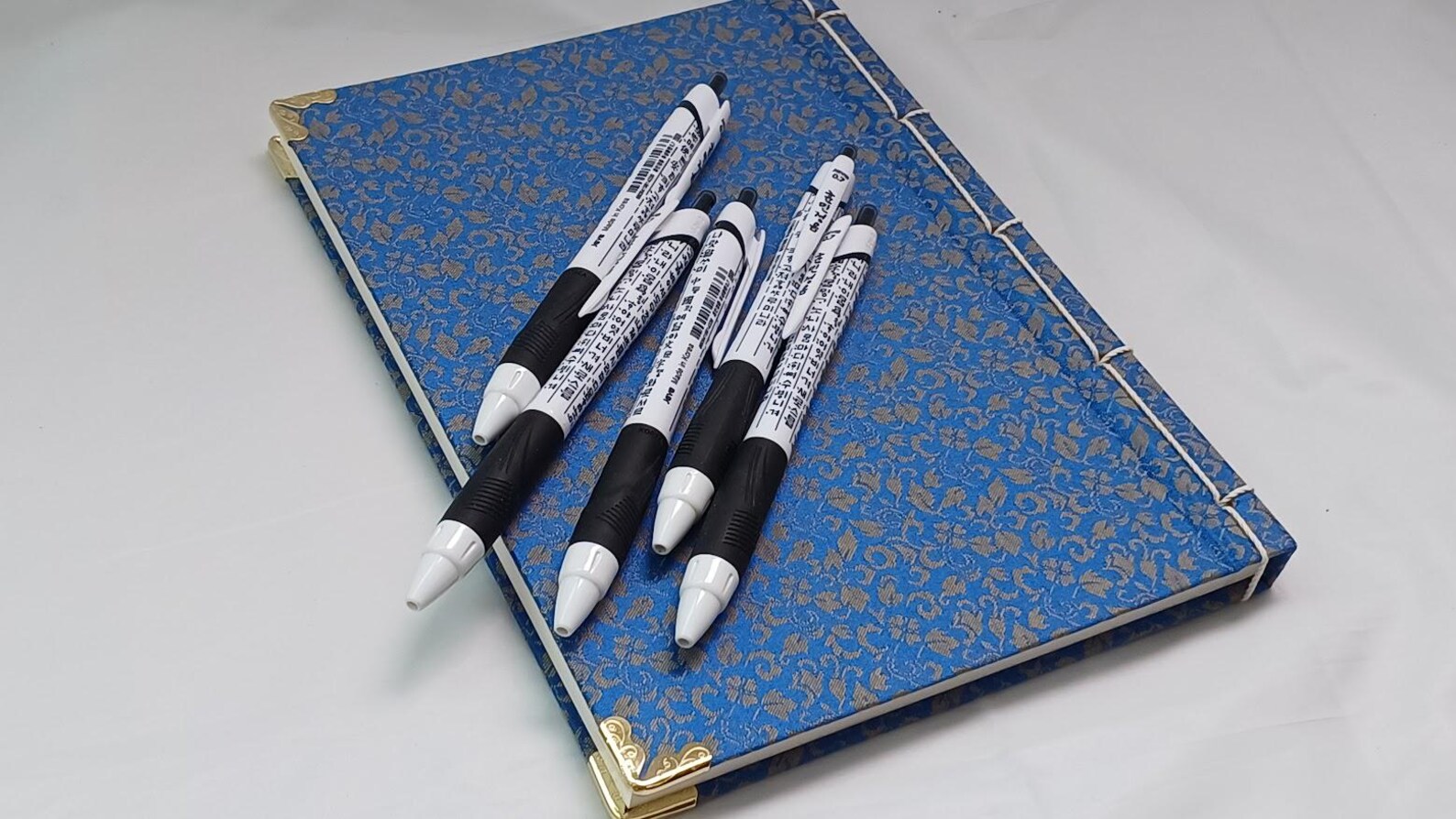 Traditional Korean Notebook and Korean Language Design Pens - Etsy
