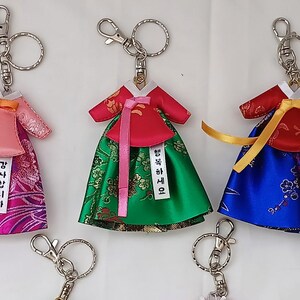 Set of 5 Hanbok-inspired Keyrings Traditional Korean Clothing Design - Etsy