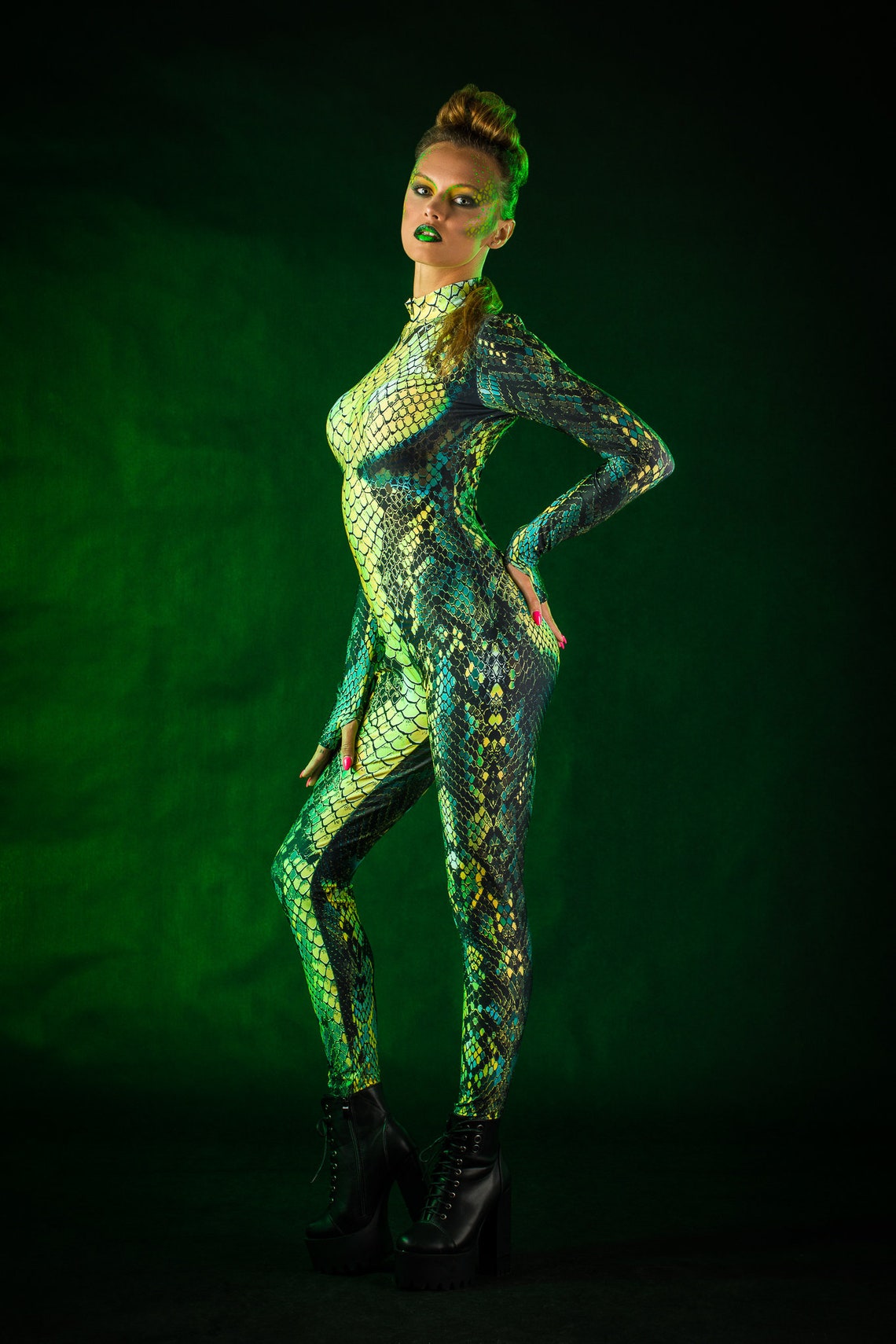 GREEN SNAKE Halloween Costume for Women Halloween Costume for - Etsy