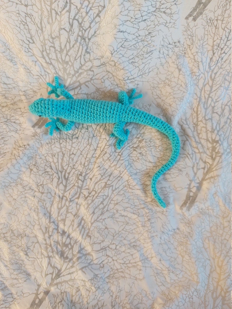 Green Keel-bellied Lizard Plush Crochet PDF PATTERN | Etsy