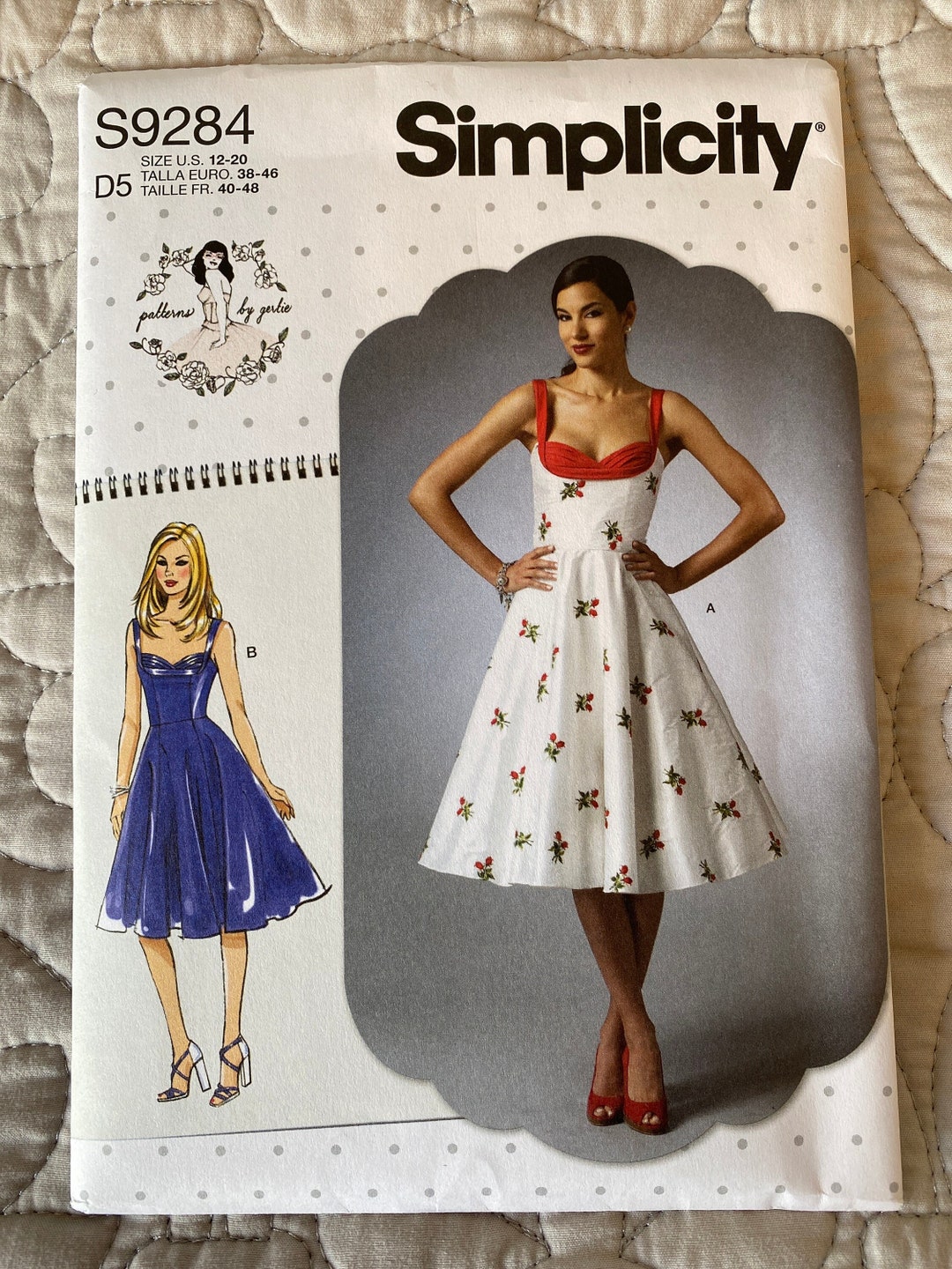 Simplicity 9284 Pin up Girl Sweetheart Neckline Full Skirt Pleated Bust ...