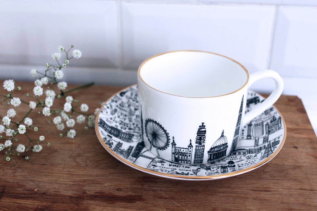 Special Edition London Teacup & Saucer Set, Gold Gilded, Illustrated ...