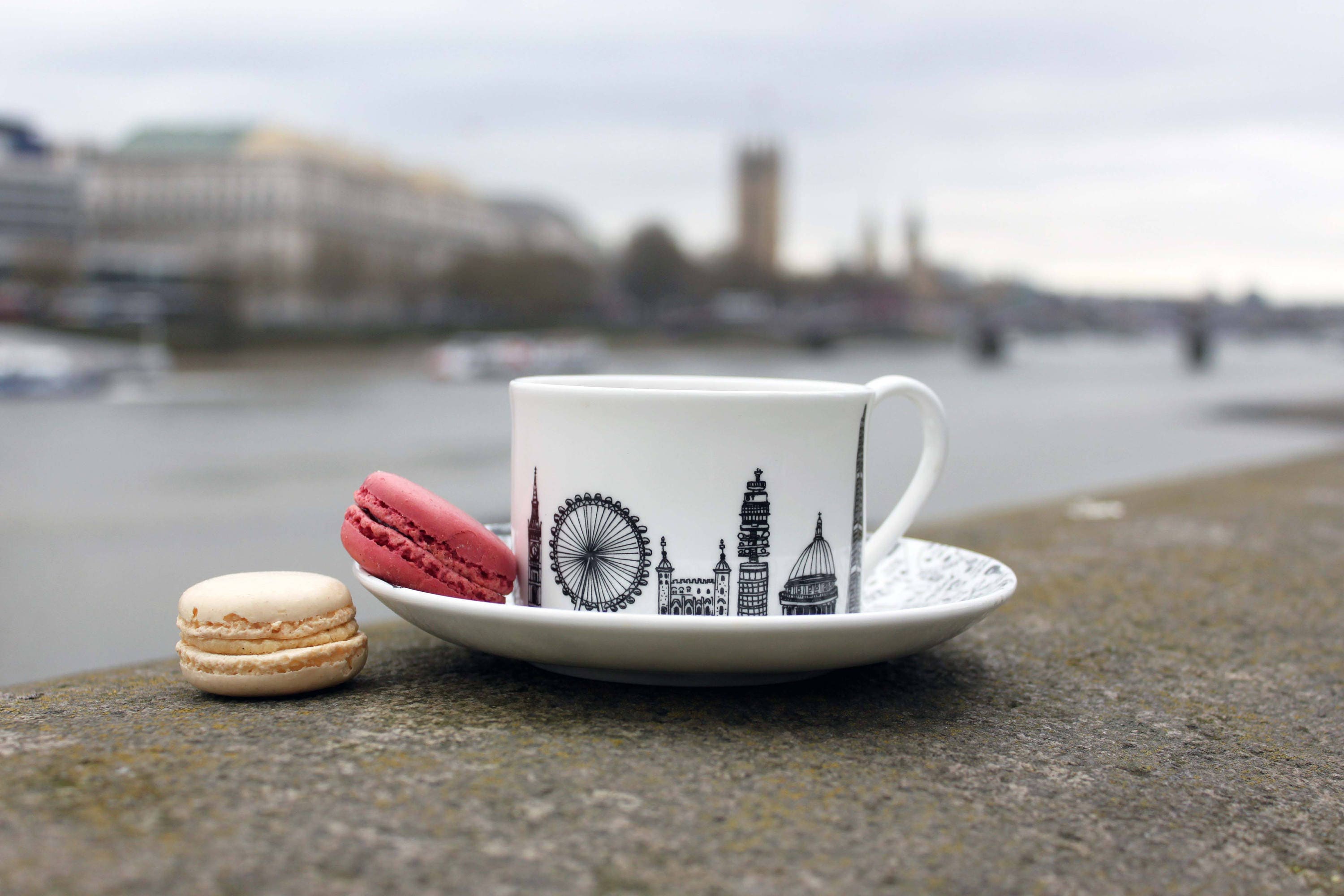 Central London Teacup & Saucer Set, Illustrated London Ceramic Tea Set ...