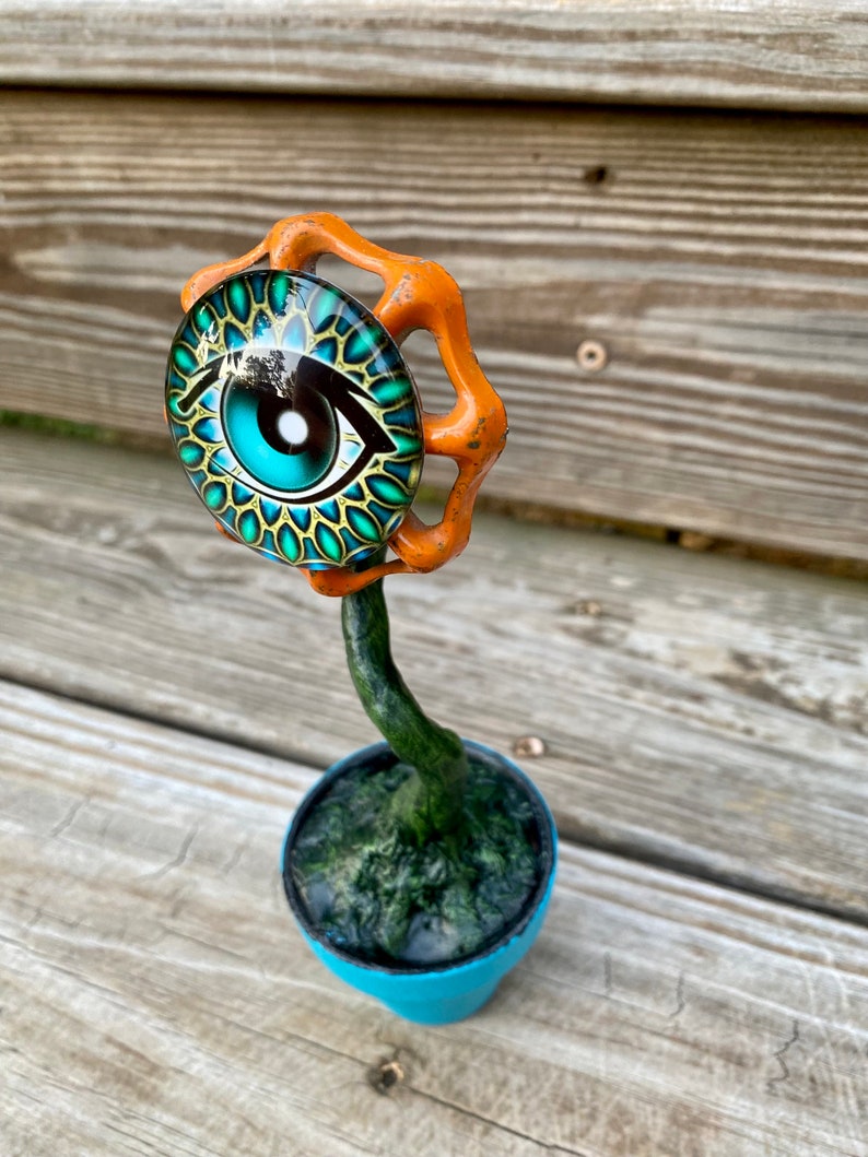 Freaky Flora Giant Eyeball Creepy Garden Scary Flower - Etsy