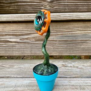 Freaky Flora Giant Eyeball Creepy Garden Scary Flower Assemblage Art ...