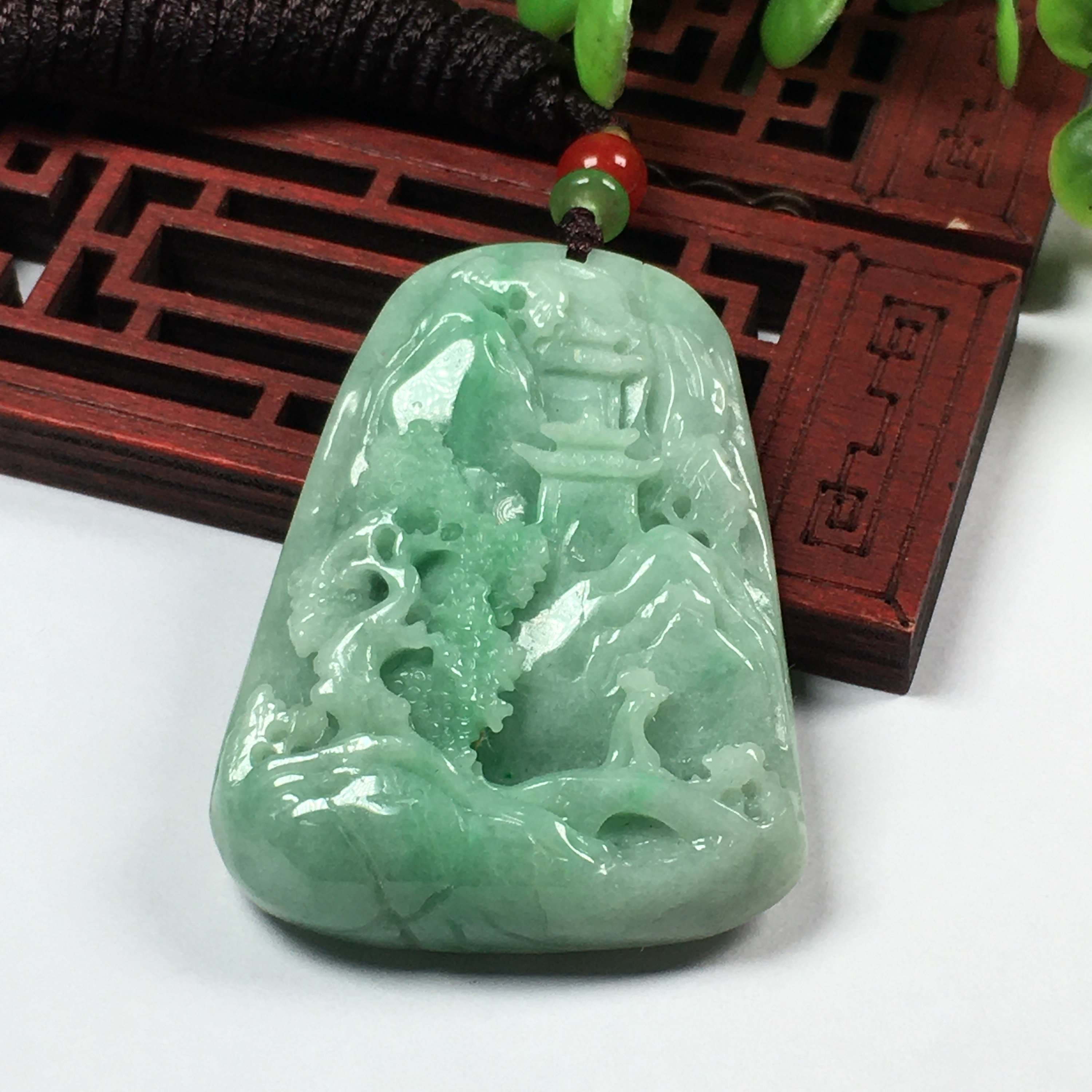 Colgante de jade tallado a mano de grado AAA natural y | Etsy