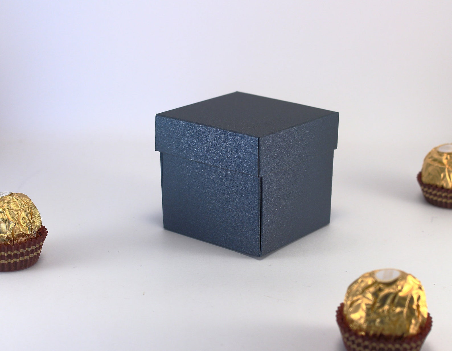 50 Navy Blue Favor Boxes for Guests Personalized, Couple Names, Wedding ...