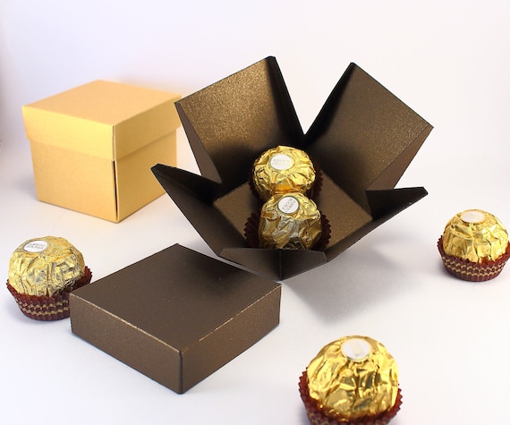 Small box candy store