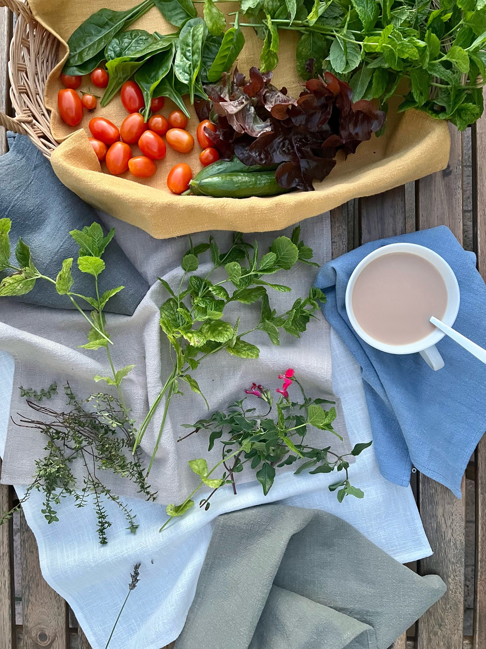 Natural Linen Napkins Gift Set for Christmas, Stonewashed Linen Napkin ...