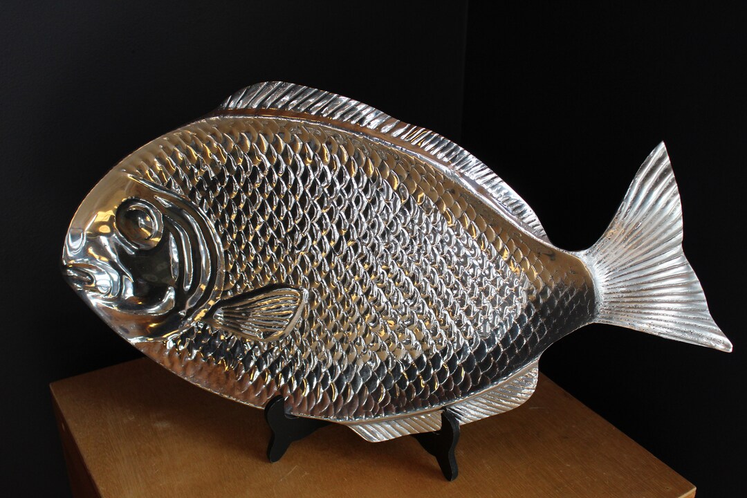Unique Silver Tone Metal Fish Home Decor Party Dish Cabin Art Plate ...