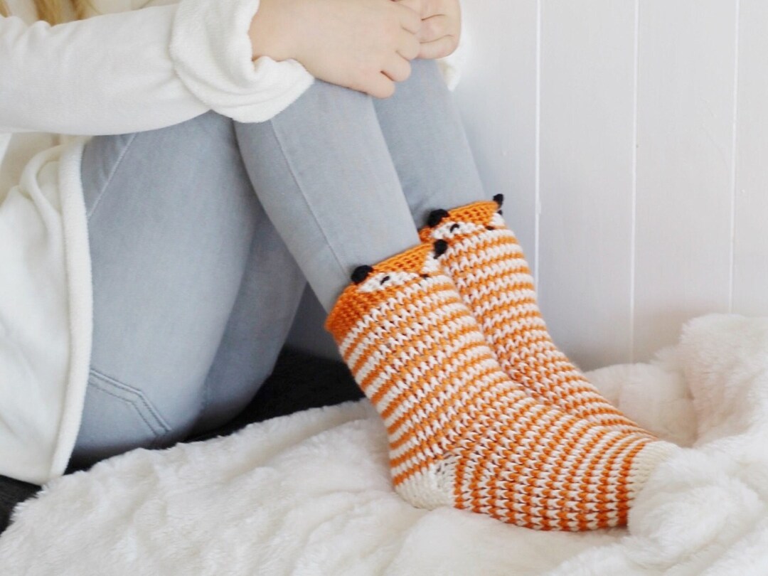 Crochet Pattern - Flynn Fox Socks by Lakeside Loops (includes 11 Sizes ...
