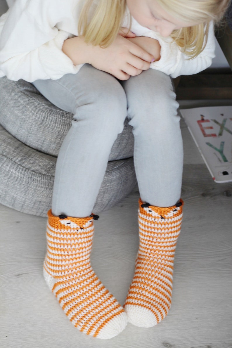 Crochet Pattern - Flynn Fox Socks by Lakeside Loops (includes 11 Sizes ...