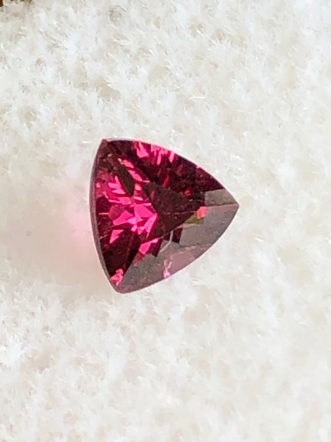 Fuchsia Garnet .54ct Trillion Cut - Etsy