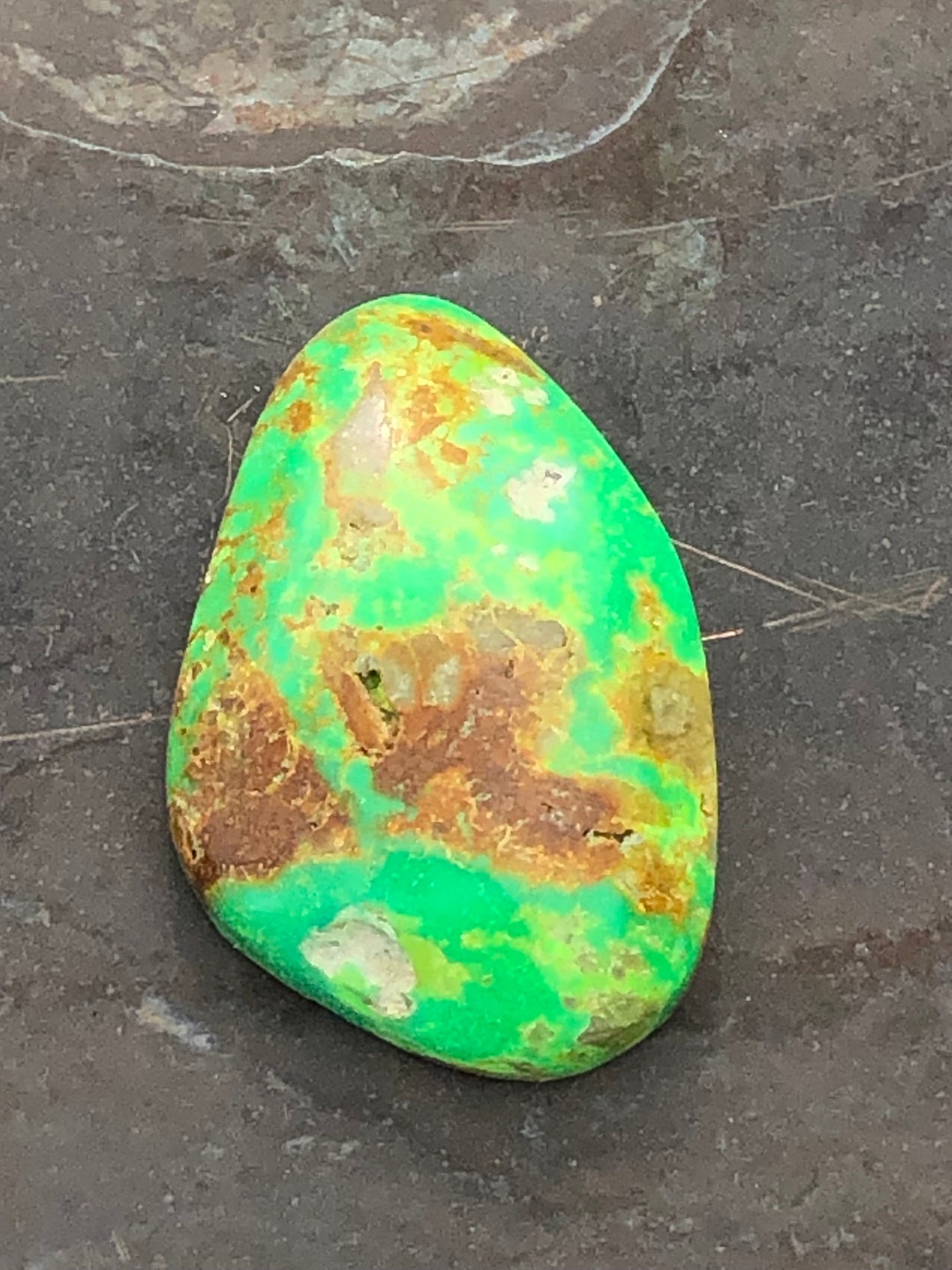 Green Apple Turquoise From Carico Lake Mine Nevada High Grade/cabochon ...