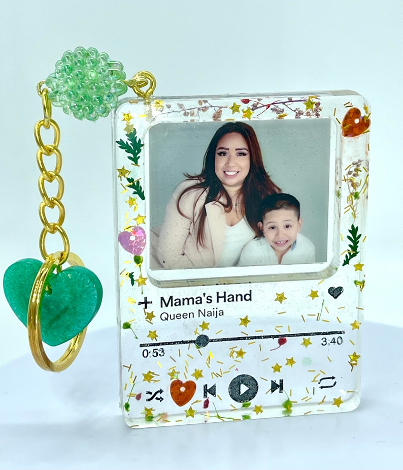 Custom Song Keychain. QR Code Personalization. - Etsy