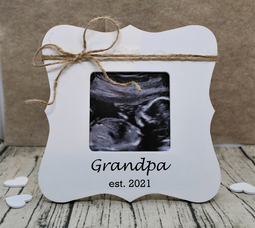 Personalized Father's Day Gift for Grandpa / Est. 2026 Photo Frame ...