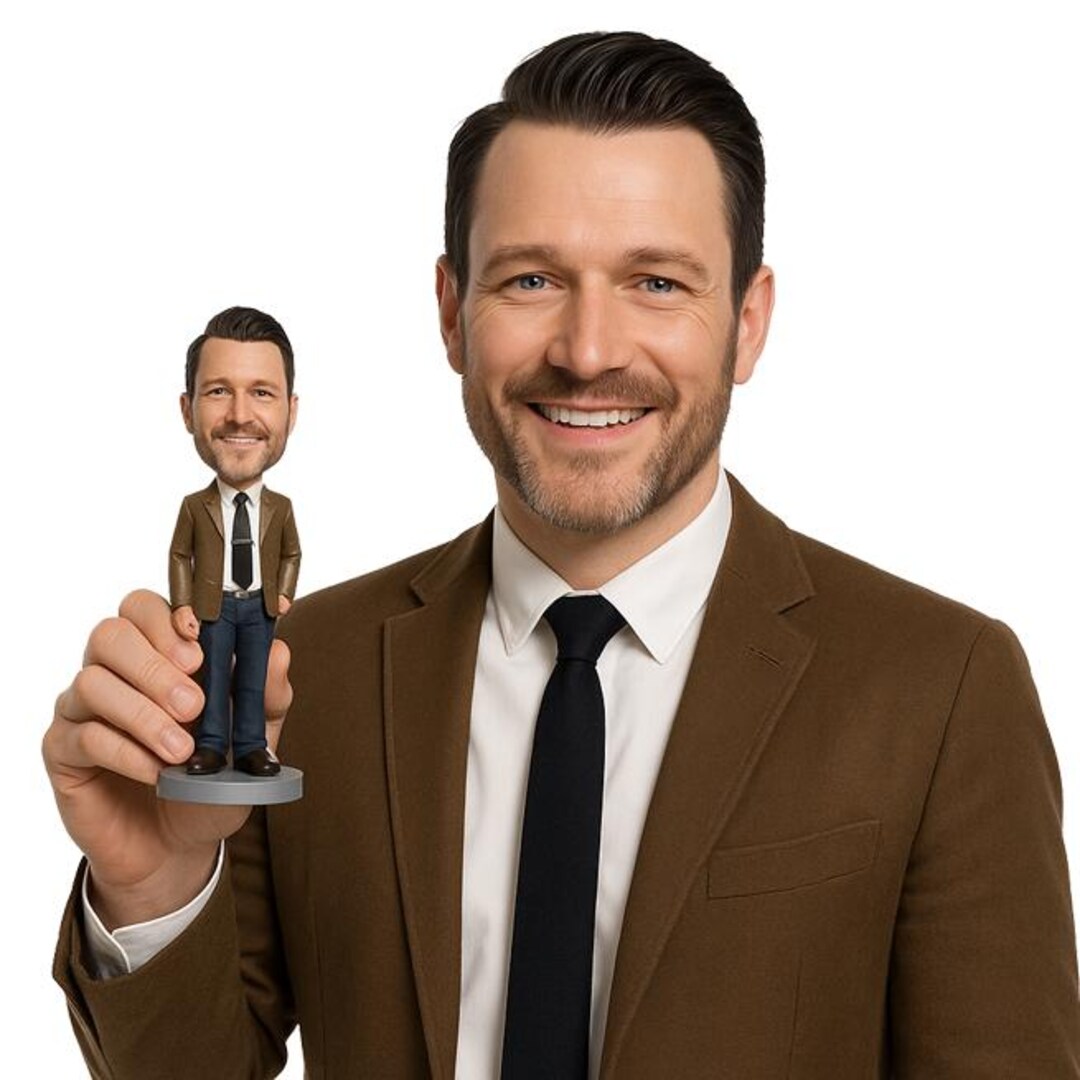 Custom Bobblehead Businessman Executive, Office Clerk, CEO Custom ...