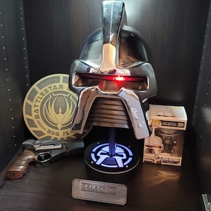 Battlestar Galactica Helmet Display Stand Black Finish Cylon Centurion ...