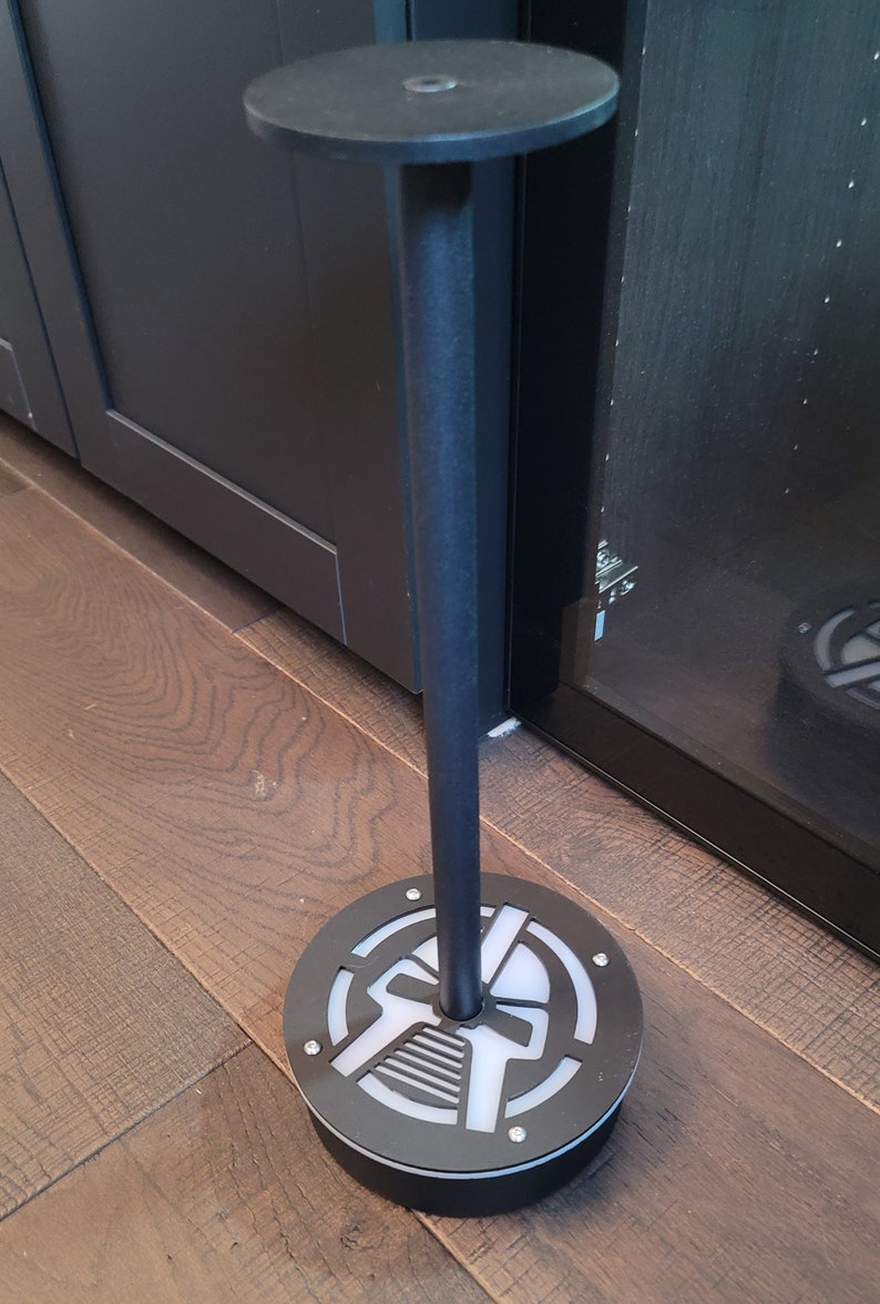 Battlestar Galactica Helmet Display Stand Black Finish Cylon Centurion ...