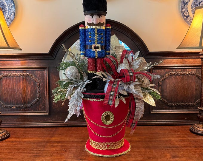 Christmas Centerpiece, Christmas Nutcracker Centerpiece, Red Nutcracker ...