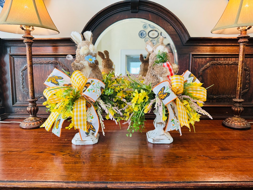 Easter Centerpiece, Easter Candlestick Arrangements, Bunny Centerpieces ...