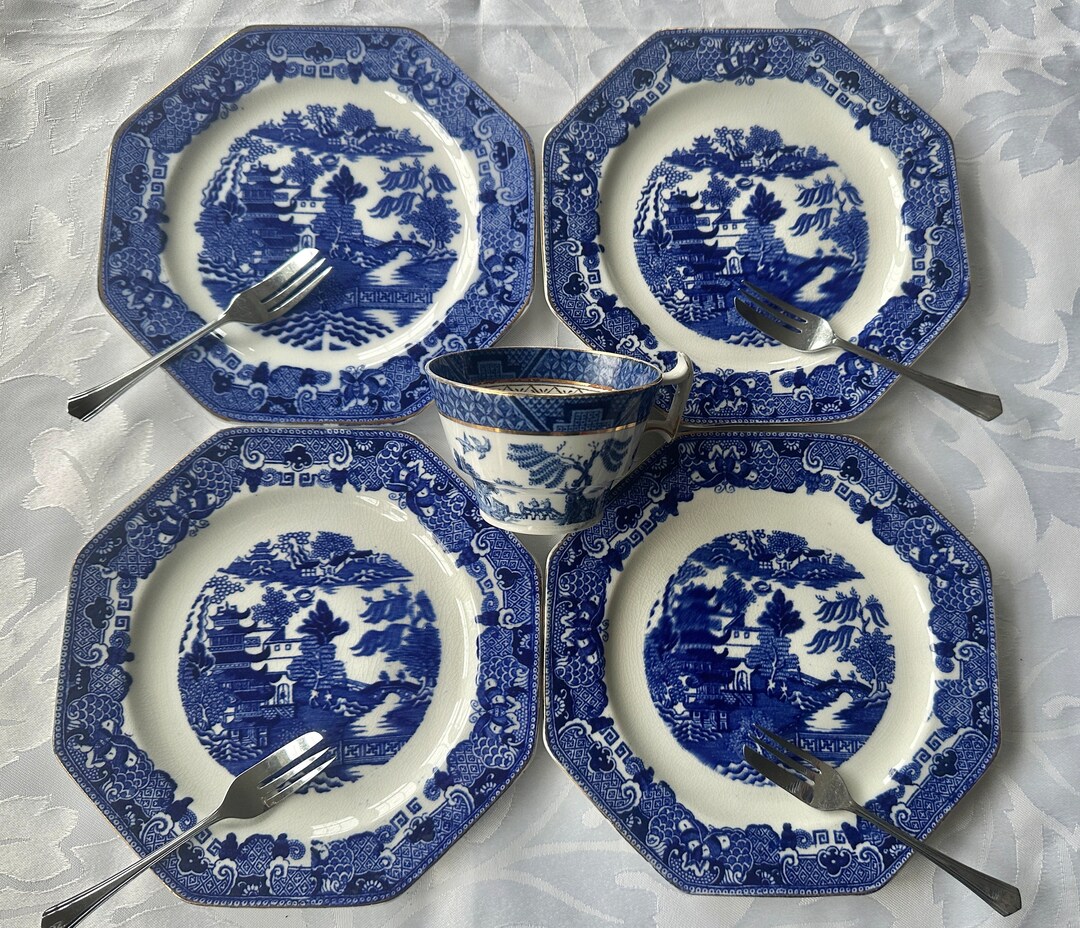A Set of 4 Antique Octagonal Flow Blue Willow Tea Plates. so - Etsy