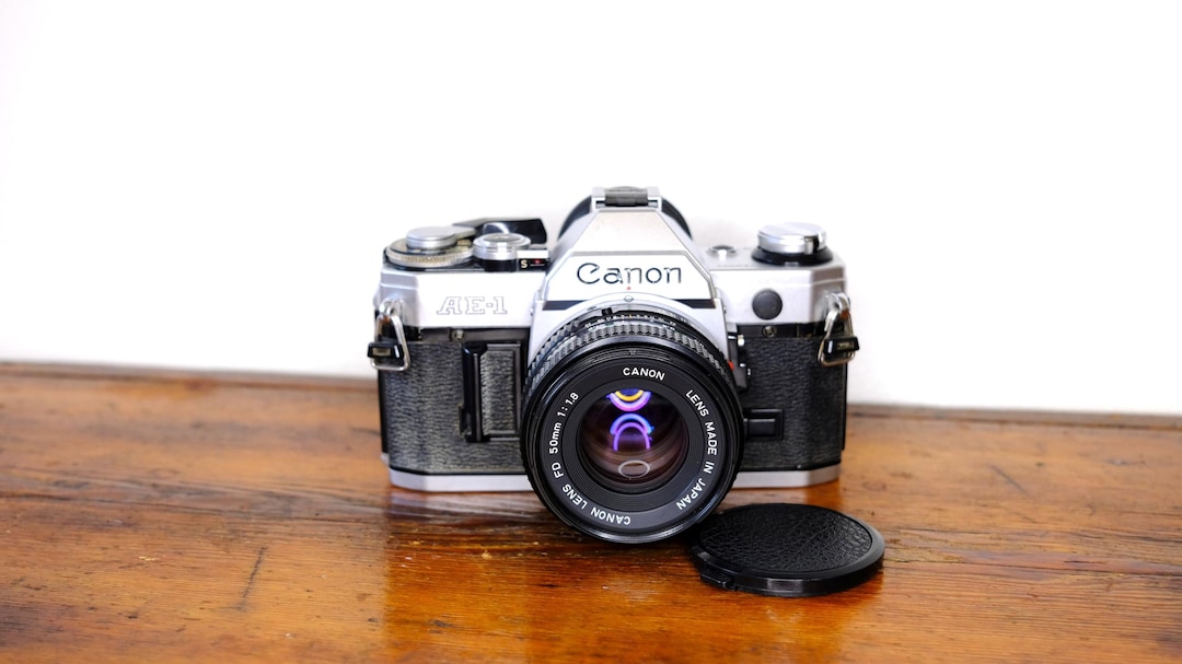 Vintage Canon AE-1 35mm SLR Film Camera: With Canon FD 50mm F/1.8 Lens ...
