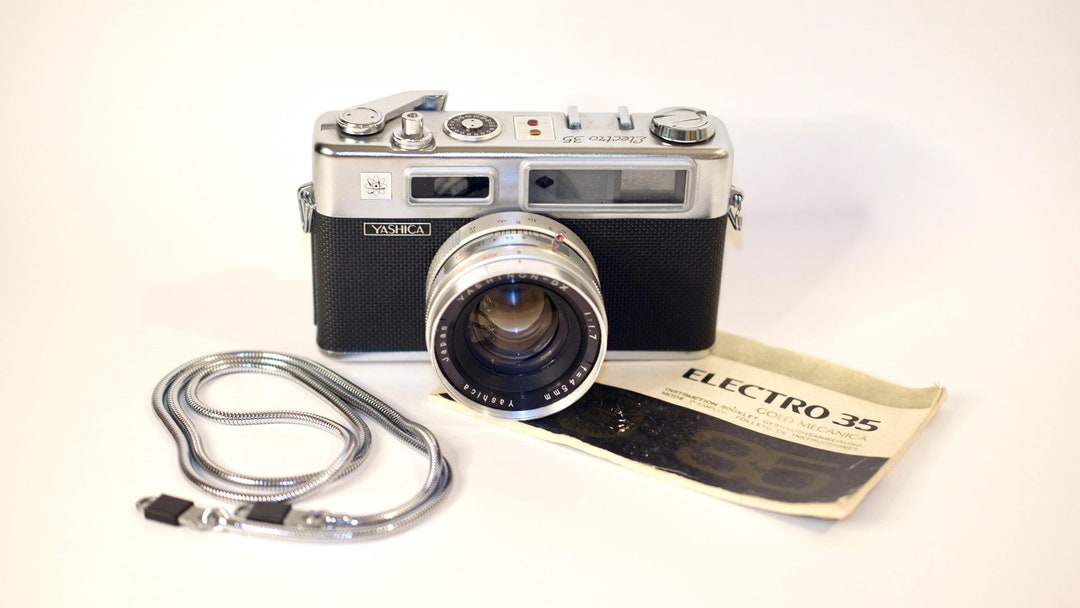 Vintage Yashica Electro 35 Original 1960s Yashica 35mm Film Camera 400 ...